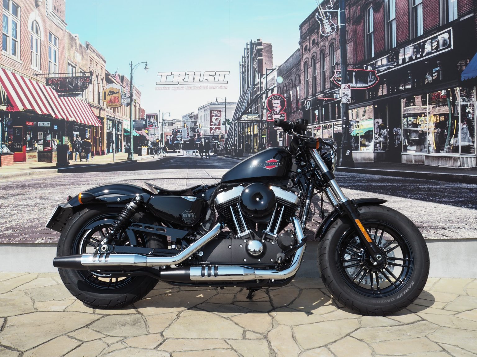 XL1200X FINALEDITION | TRUST